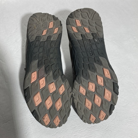 Merrell | Shoes | Merrell Qform2 Grey And Pink Select Grip Walking ...